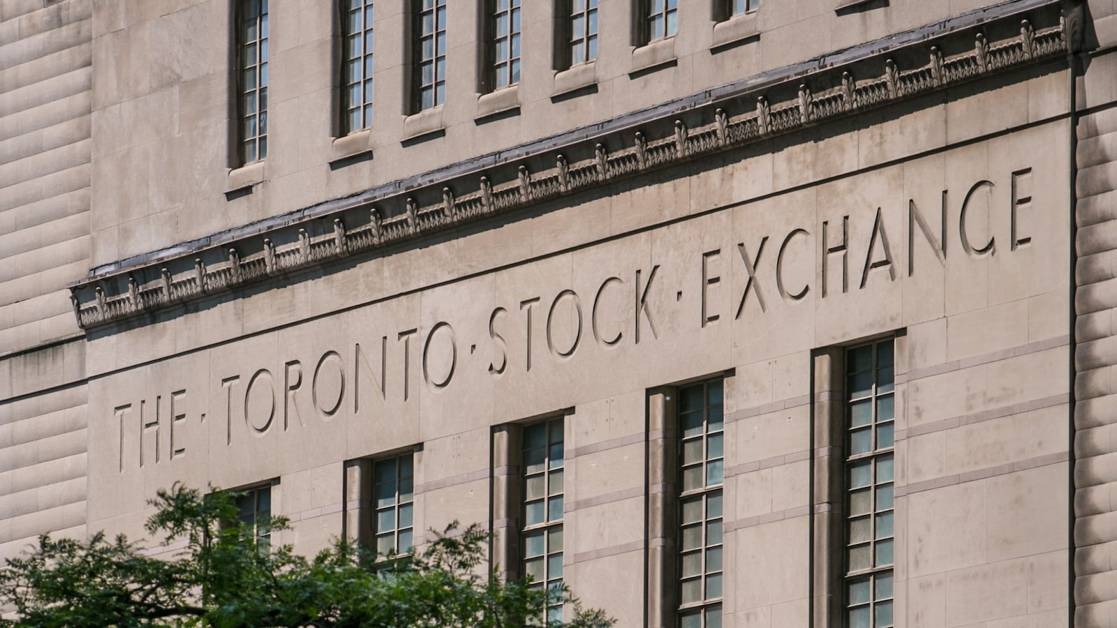 3 Top-Performing Canadian Stock ETFs | Morningstar Canada