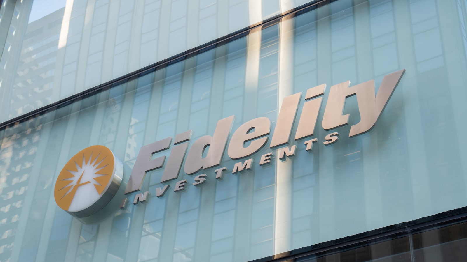 As Legendary Manager Will Danoff Leaves Fidelity, Should Investors ...