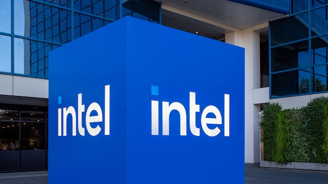 Intel: The US Government’s Stake is Good News but Not an All-Clear Sign ...