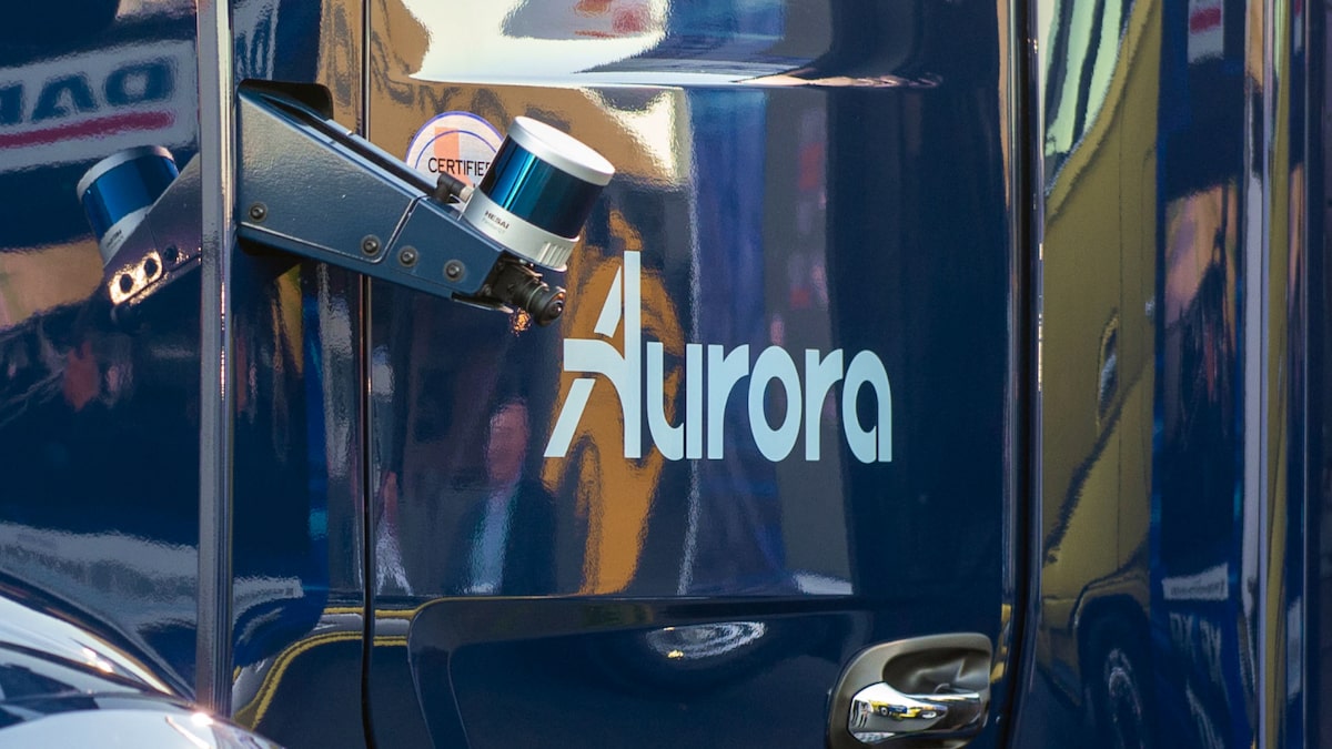 Autonomous Trucking Stock Aurora Is Finally Hitting the Fast Lane ...