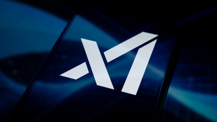 ‘Financials Look Reckless’: Lifting xAI’s Hood in the SpaceX IPO ...