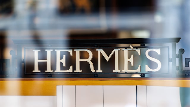 Hermès Earnings: Growth Slows; Shares Look Fairly Valued | Morningstar ...